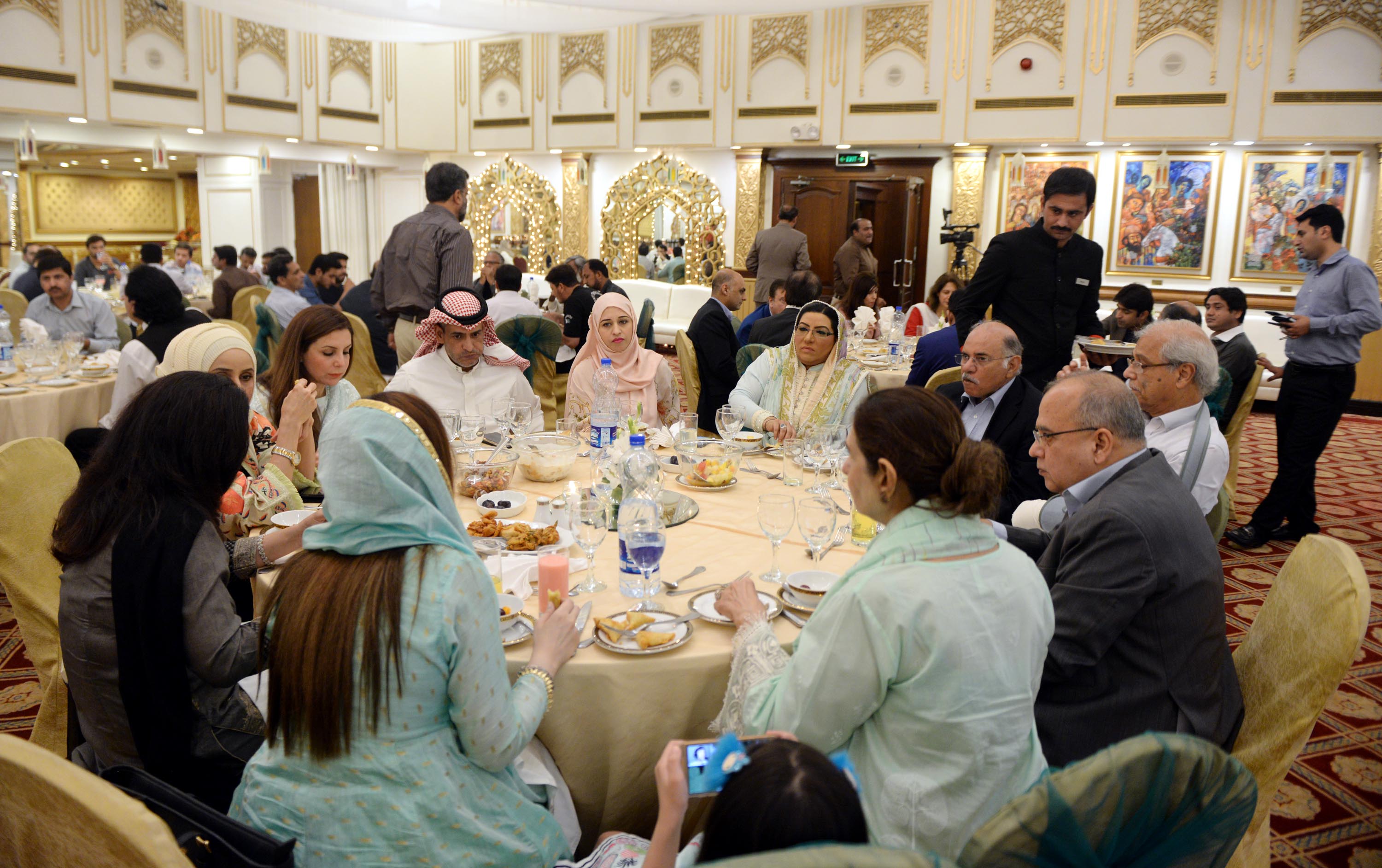 Arab News Pakistan bridging gap between Pakistan and Arab countries ...