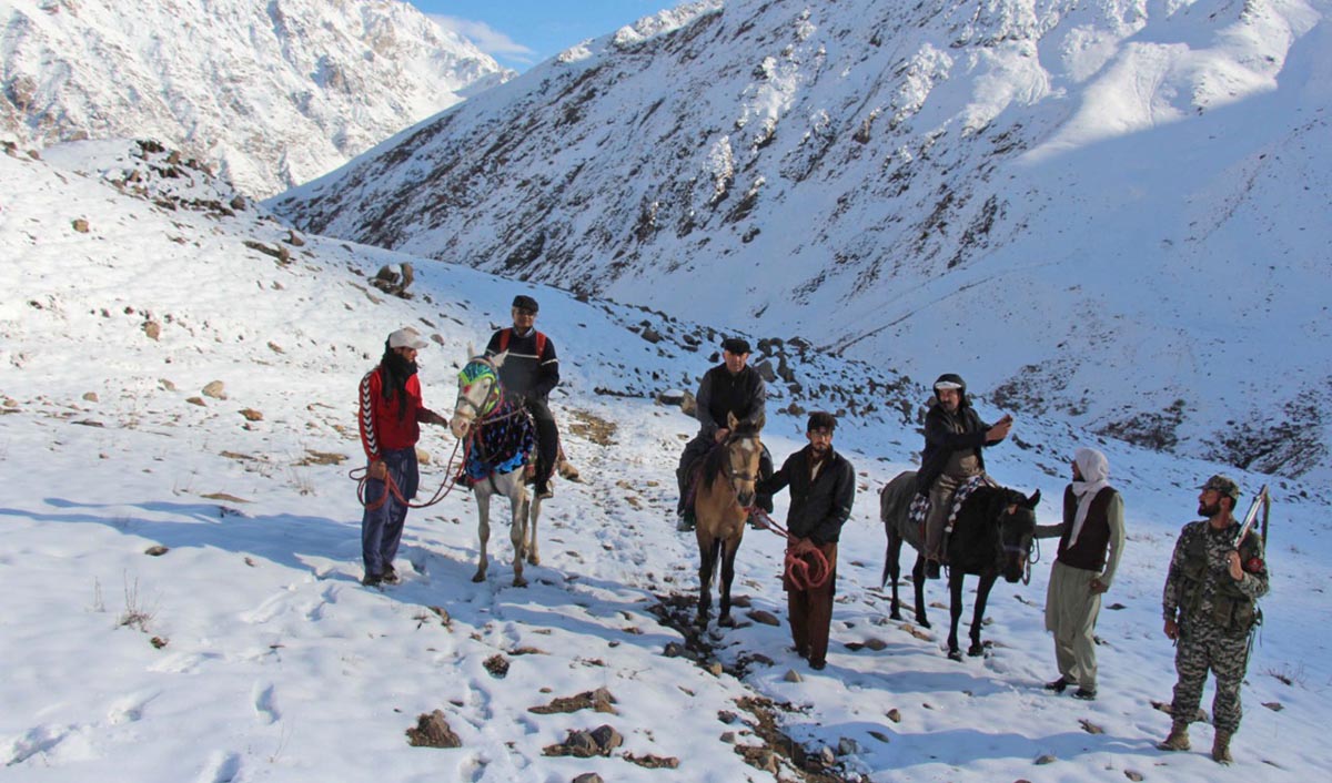 Pakistan opens two more transit trade routes with Afghanistan | Arab ...