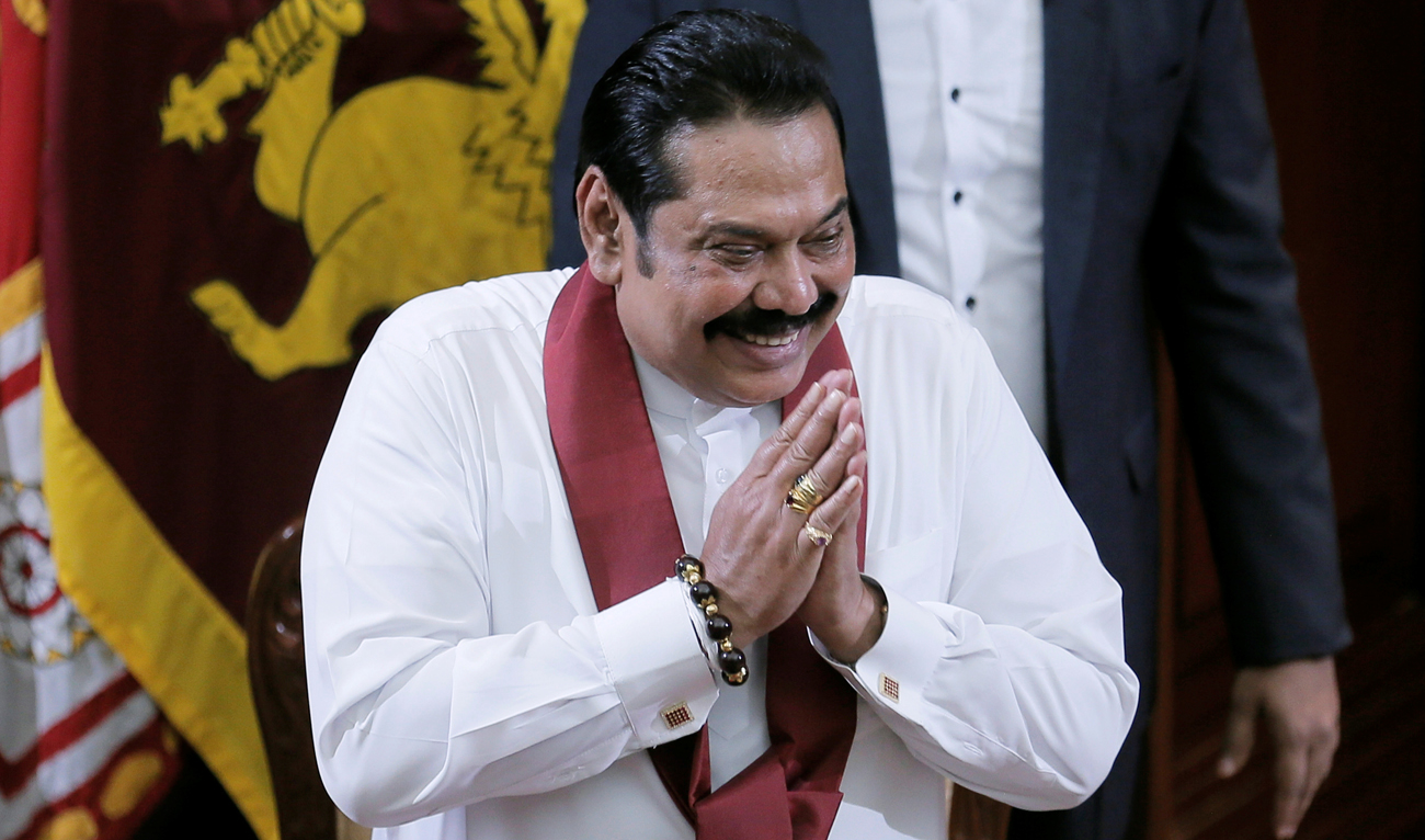 Mahinda Rajapaksa sworn in as Sri Lanka’s new prime minister | Arab News PK