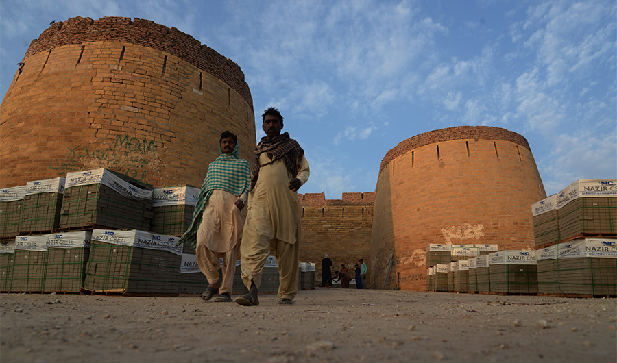 Umerkot: A fort in Pakistan where beauty was caged | Arab News PK