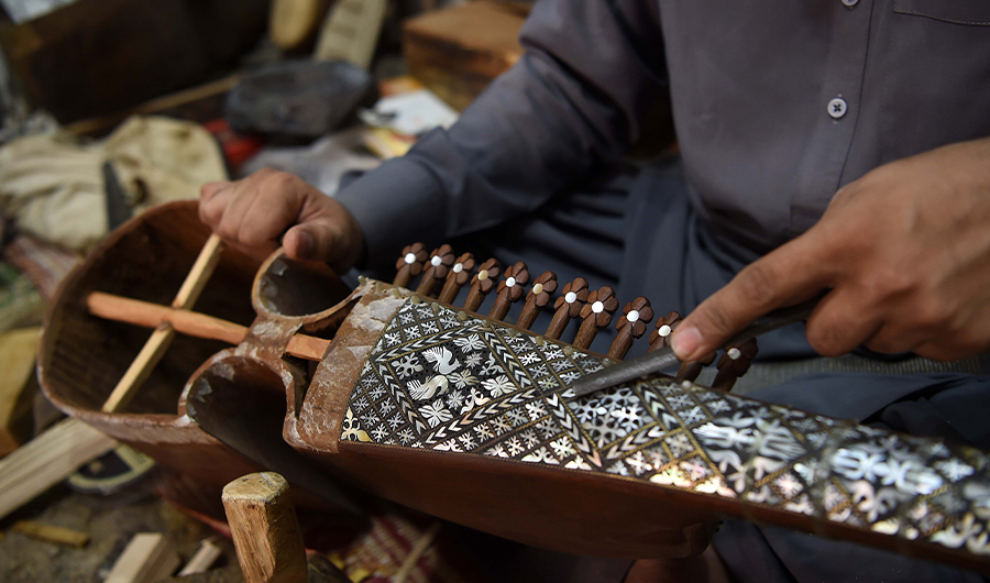 Traditional music returns as security improves in Pakistan | Arab News PK
