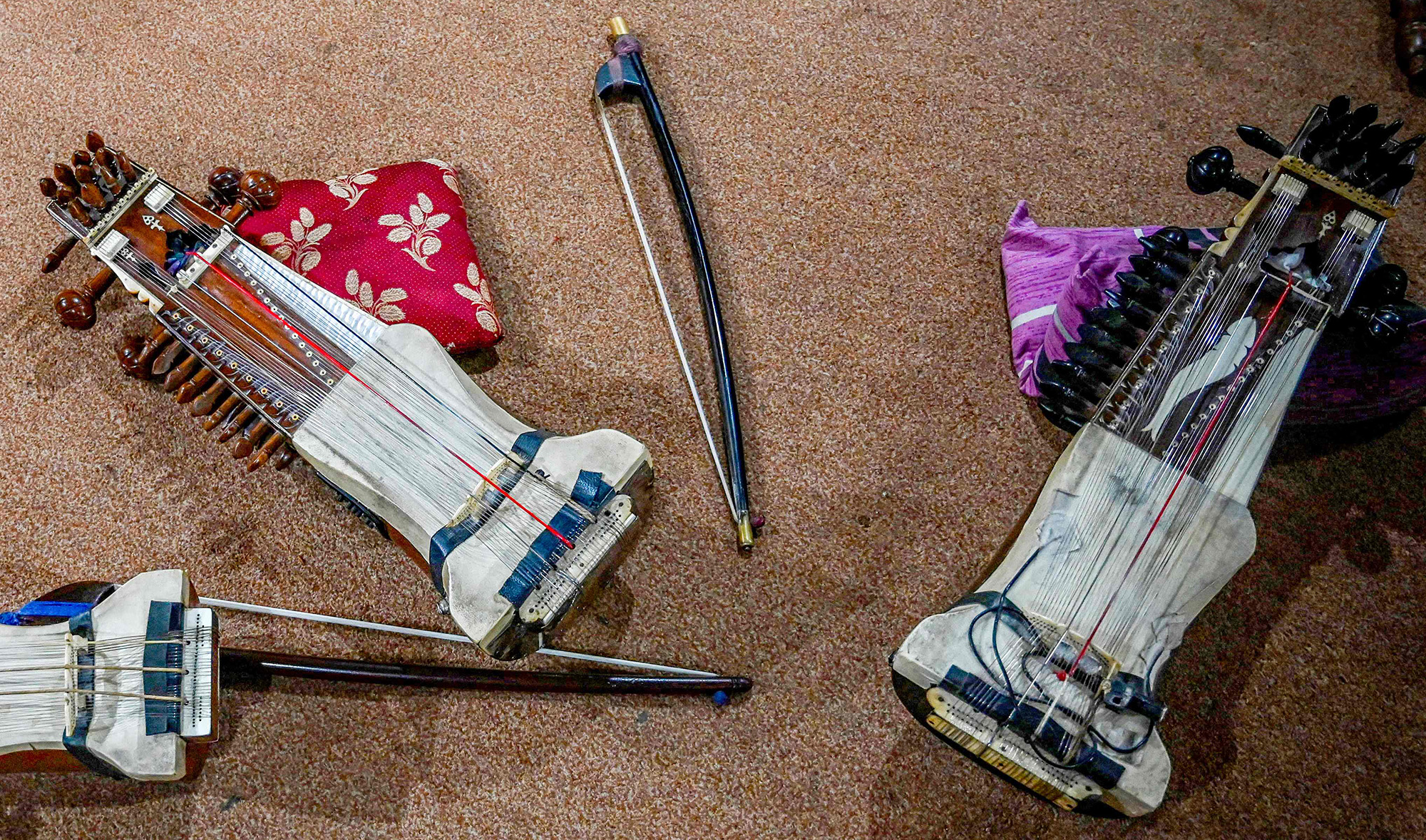 Sound of Mughal-era sarangi instrument fading away in Pakistan | Arab News