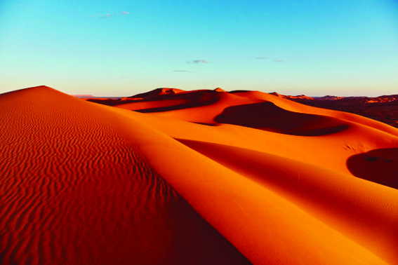 Red sand dunes | Arab News PK