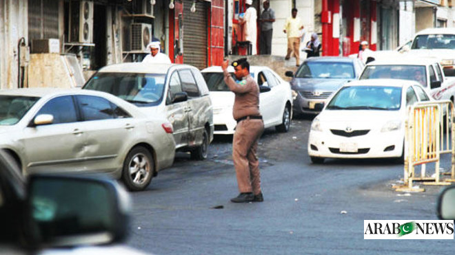 Makkah traffic police crack down on offenders | Arab News PK