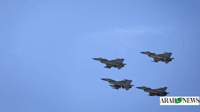 Jordan launches new airstrikes after vowing harsh war on IS | Arab News PK