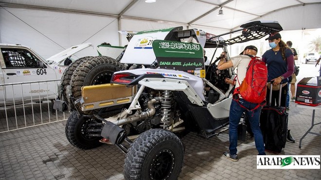 Female Saudi rally competitors set their sights on Dakar Rally 2022 in ...