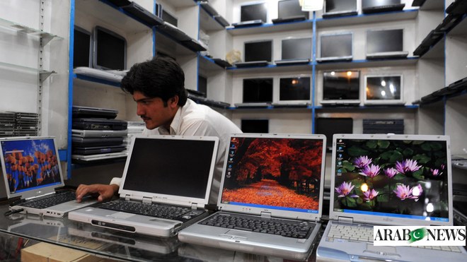Local electronic dealers complain of declining computer sales after new ...