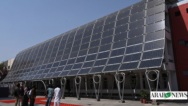 Pakistani PM directs all government buildings in Islamabad to go solar ...