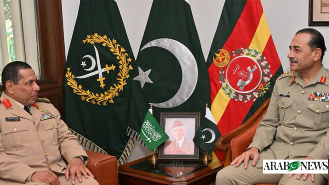 Saudi commander meets Pakistan army chief | Arab News PK