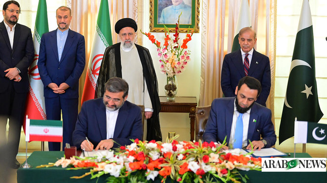 Pakistan, Iran agree to increase bilateral trade to $10 billion, sign ...