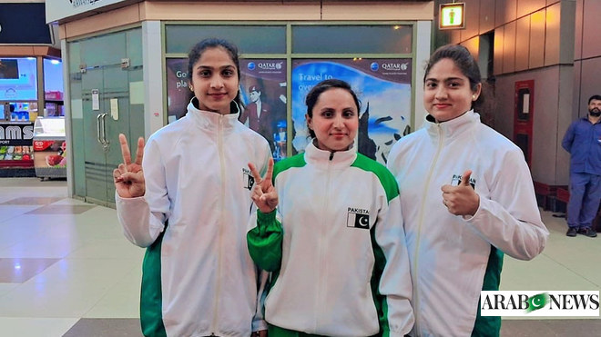 ‘Pride of the nation’: Two Pakistani female weightlifters win eight ...