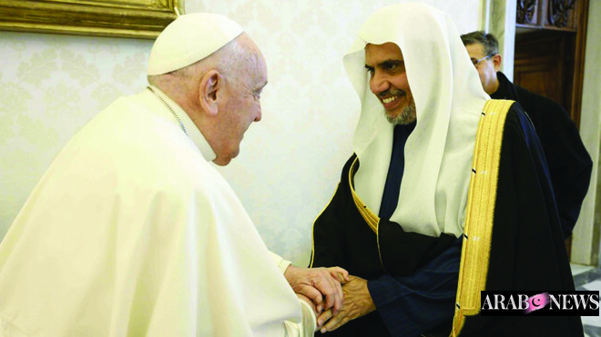 Muslim World League chief meets Pope Francis | Arab News PK