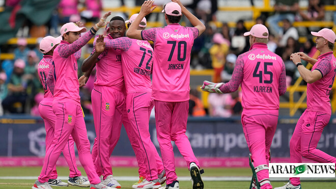 South Africa opt for all-pace attack in first Test against Pakistan ...