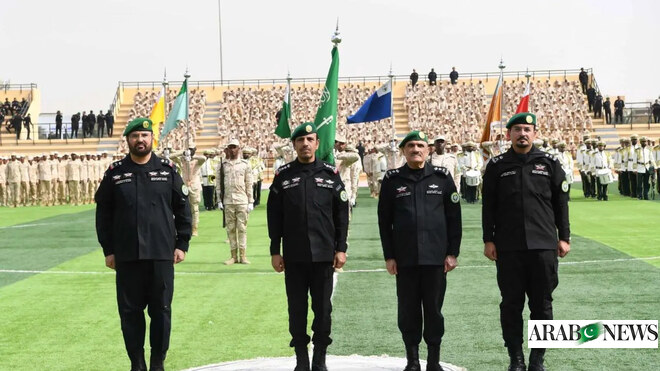 Saudi Royal Guards show skills in sports, combat | Arab News PK