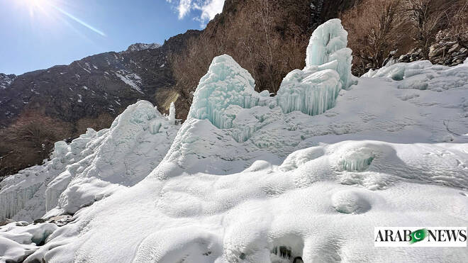 Artificial glaciers boost water supply in northern Pakistan | Arab News PK