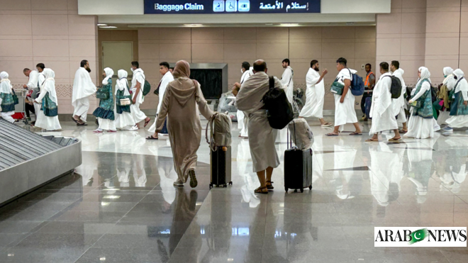Over 11,410 Pakistani Hajj pilgrims return from Saudi Arabia | Arab News PK