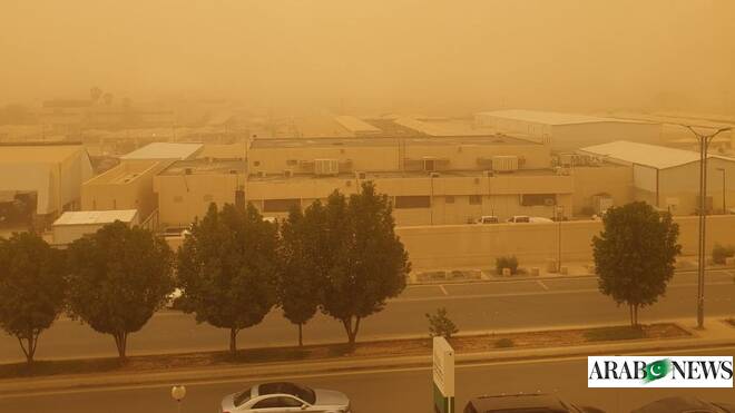 Dust storms forecast across several Saudi regions | Arab News PK