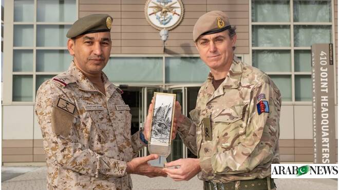 Saudi, British commanders of Joint Forces discuss military cooperation ...