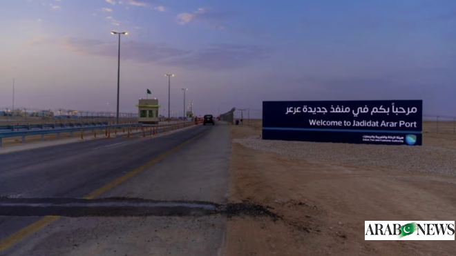 Trucks and vehicles crossing Saudi customs borders up 24% in 2025 ...