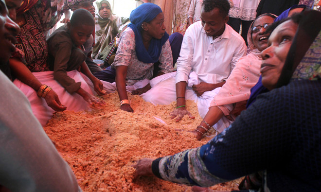 Afro-Pakistani Sheedi community celebrates annual Manghopir festival ...