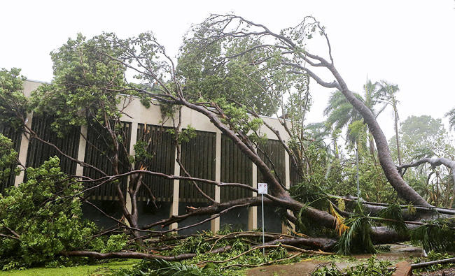 Thousands of Australian homes without power after cyclone hits | Arab ...