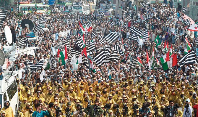 Azadi March to take ‘new direction’ after two days | Arab News PK