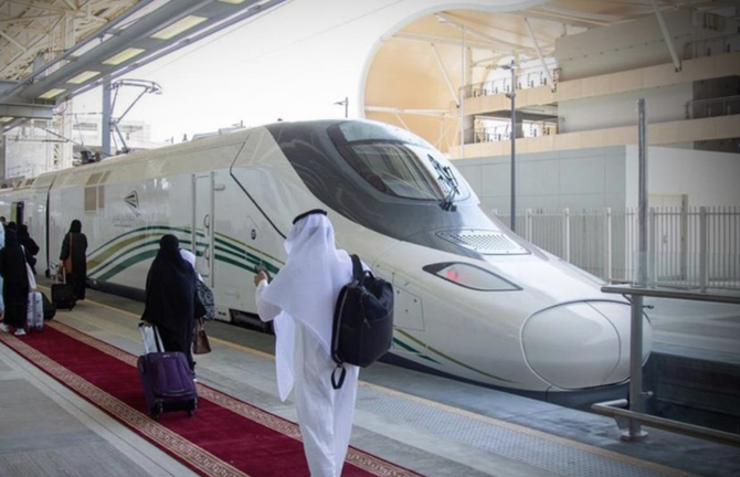 Haramain High Speed Railway resumes operation after a year | Arab News PK