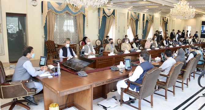 In a first, Pakistan holds paperless e-cabinet meeting | Arab News PK