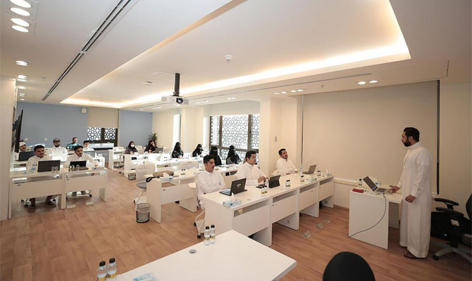 Tuwaiq Academy trains Saudi youth in advanced technologies | Arab News PK