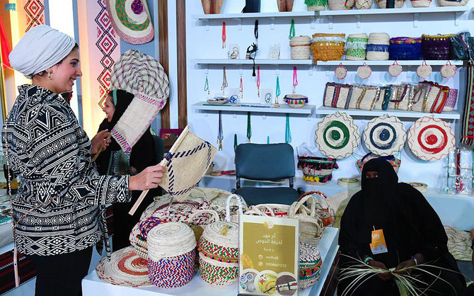 Saudi Arabia celebrates arts and crafts at Cairo’s ‘Turathna’ | Arab ...