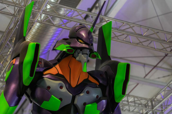 Evangelion statue stands tall at Saudi Anime Expo | Arab News PK