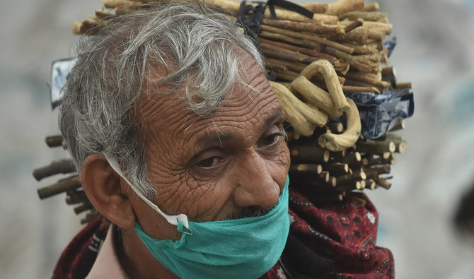Smile brighter in Ramadan with the magic of miswak | Arab News PK