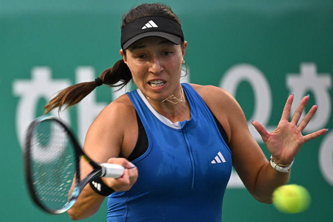 Pegula upsets Sabalenka to reach WTA Finals semifinals | Arab News PK