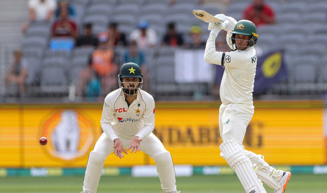 Australia take four wickets as Pakistan face 1st Test defeat | Arab News PK