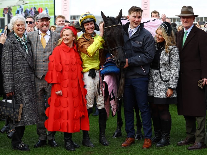 Superstar’ Galopin Des Champs wins back-to-back Cheltenham Gold Cups ...