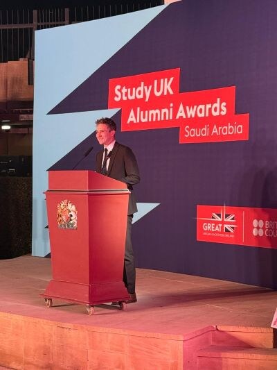 Saudi graduates of UK universities honored with awards for career ...