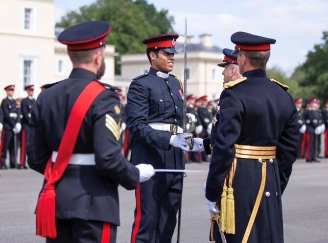 Saudi prince wins prestigious British International Sword at Sandhurst ...
