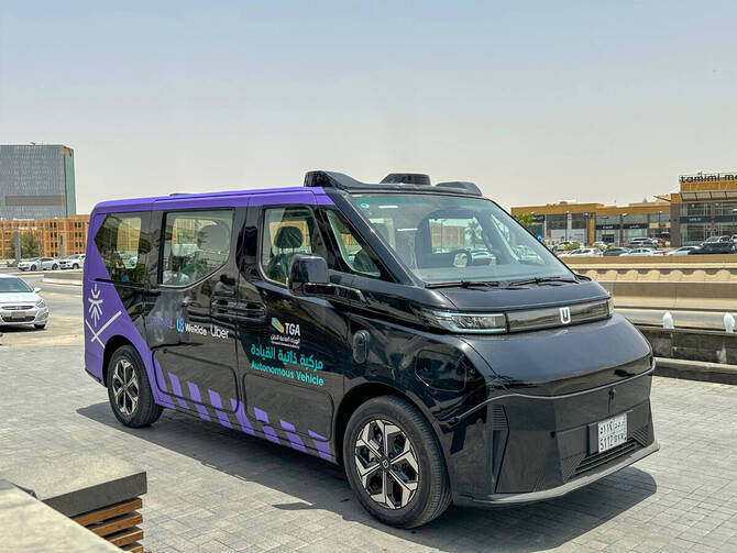 Over 1,000 commuters take self-driving car journeys in Riyadh | Arab News PK