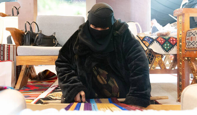 Saudi Arabia’s heritage, wildlife take spotlight at falcon festival ...