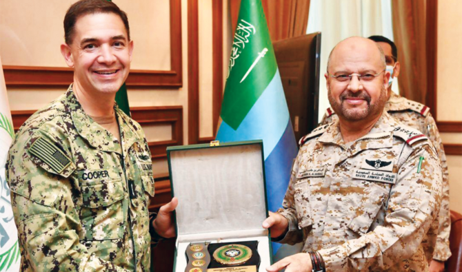 Saudi chief of staff meets US naval forces commander | Arab News PK