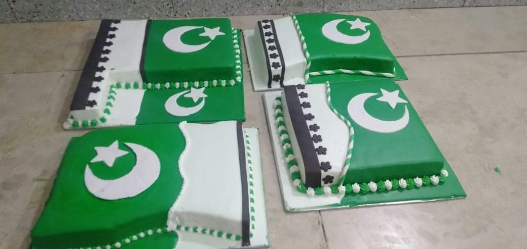 With novelty cakes, Pakistani bakers and buyers share pride in Pakistan ...