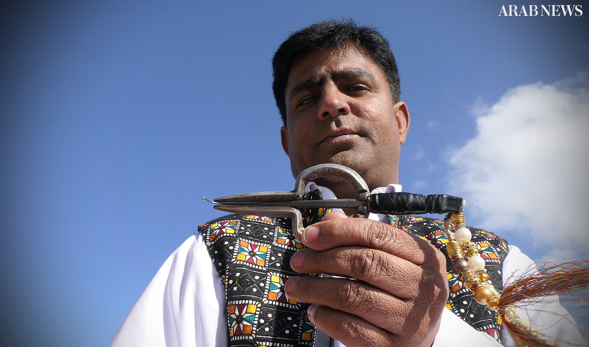 Artist in Pakistan’s southwest strives to preserve region’s dying ...